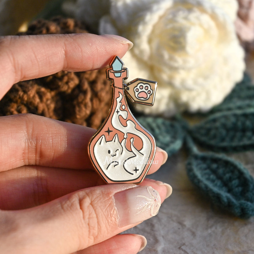 Potion Cat Enamel Pin – Marshmeollow